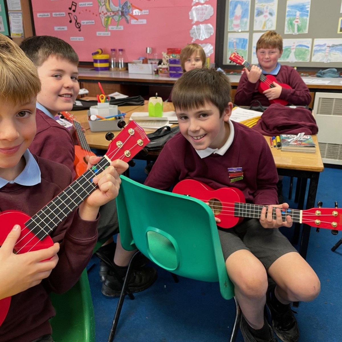 Dobwalls Community Primary School - Year 4 Ukulele Lessons